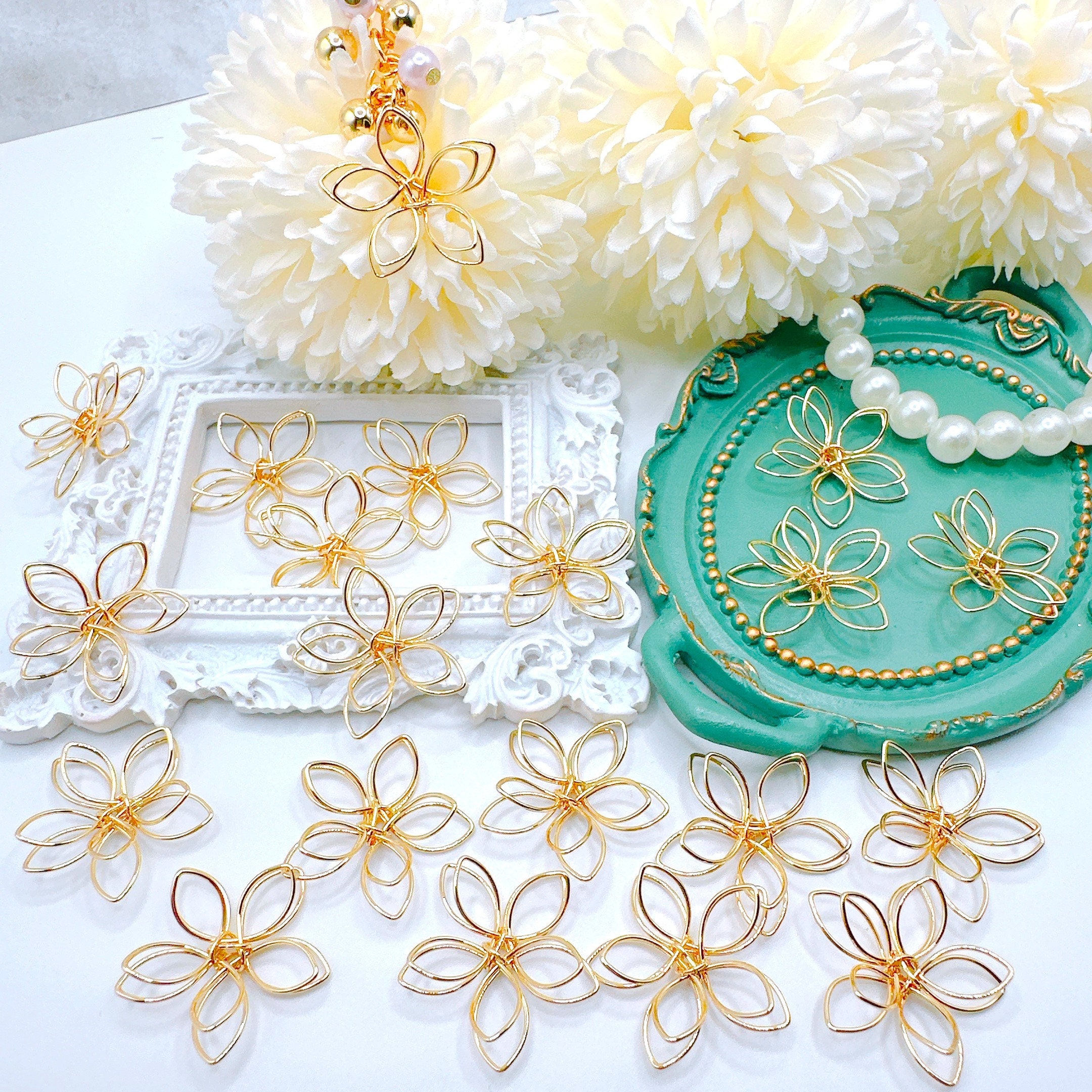 4pcs Gold/silver Metal Filigree Wrap Wire Flowers, Hollow Flower Charm ...
