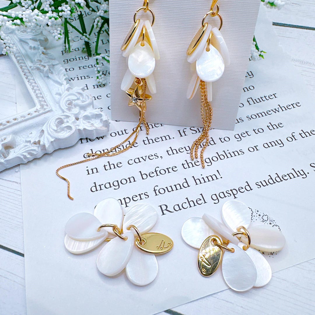2pcs Natural Seashell Tear Drop Disc Chandelier Tassels With Oval Metal ...