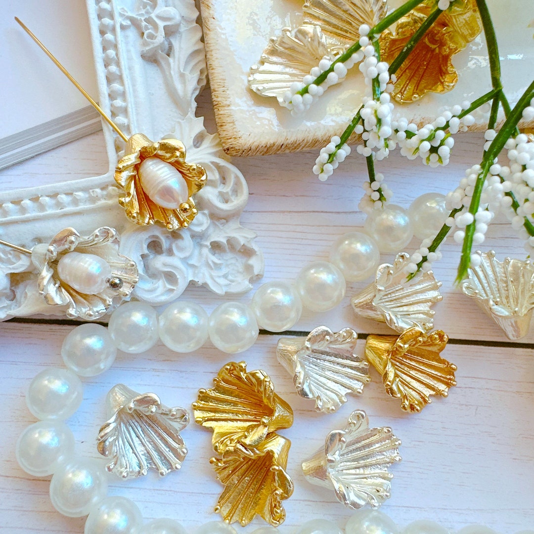 8pcs Metal Apetalous Flower Base, Elegant Lilly Beads Caps, Gold/silver ...