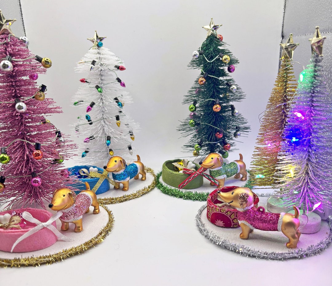 Miniature Christmas Dachshund Vignette: Dollhouse Fairy Garden Scene - Etsy
