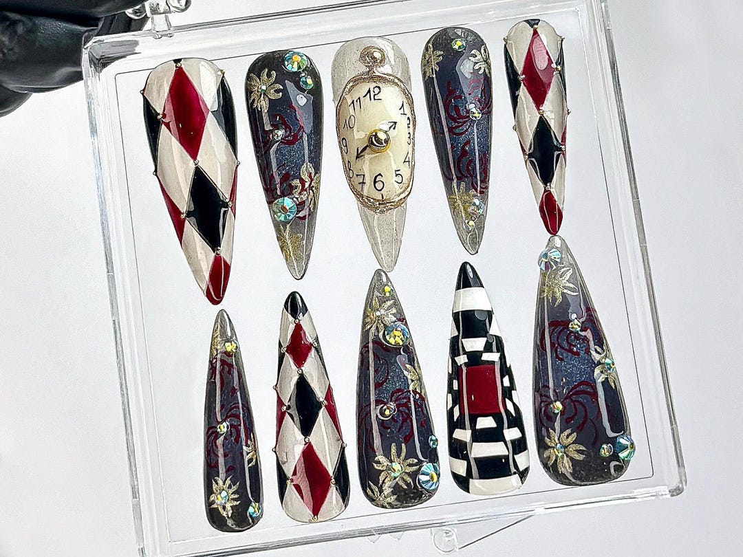 Dramatic Harlequin Press on Nails by Hudinails | Wonderland Inspired ...