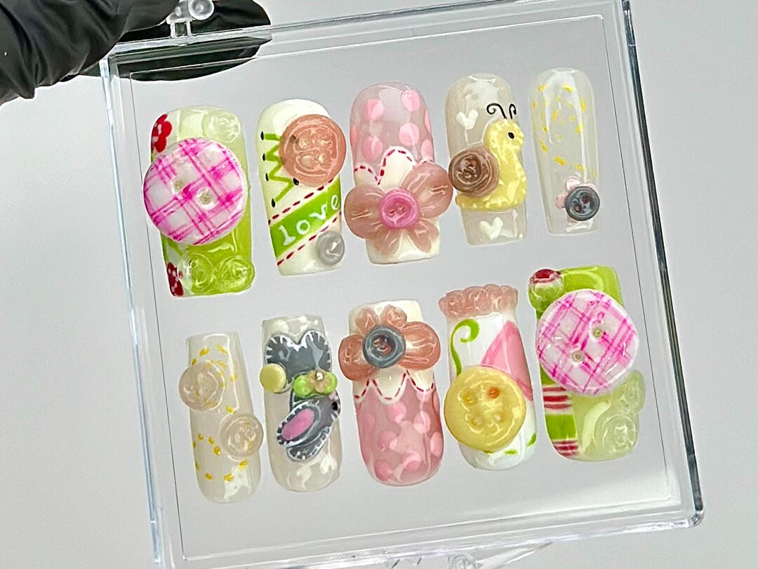 Kawaii Pastel Button Fake Nails | Pastel Plaid Nail Art | Pastel Spring ...