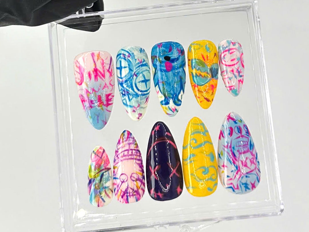 League of Legends Jinx Almond Nails |jinx Graffiti Nail Art |jinx ...