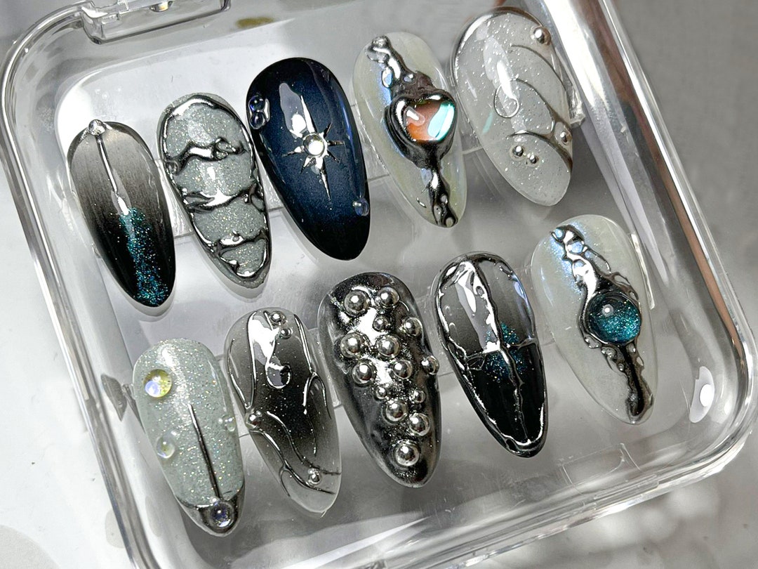 Shimmering Silver Press on Nails | Nail Charms | 3D Heart Patterned ...
