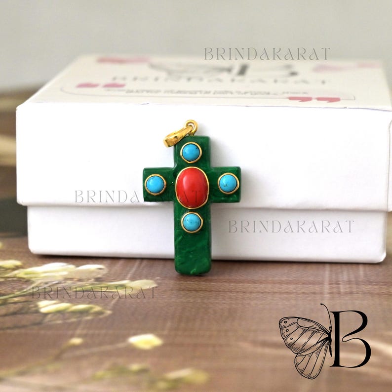 14k Gold Malachite Cross Pendant: Carved Gemstone Charm - Etsy
