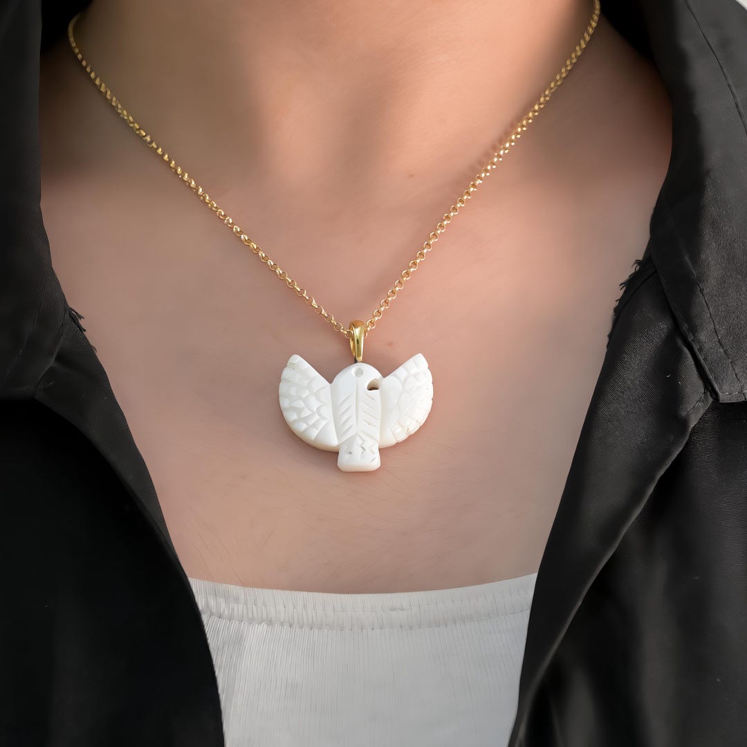 14k Gold Mop Carved Bird Pendant Etsy