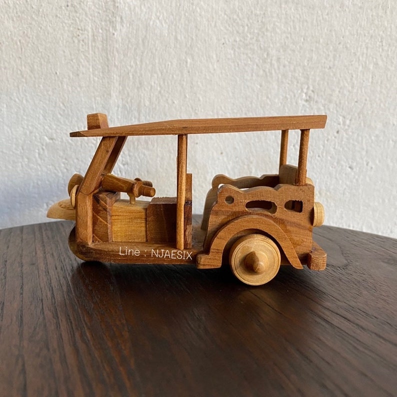 Authentic Teak Wood Tuk Tuk Model - Handcrafted Wooden Thai Tuk Tuk ...