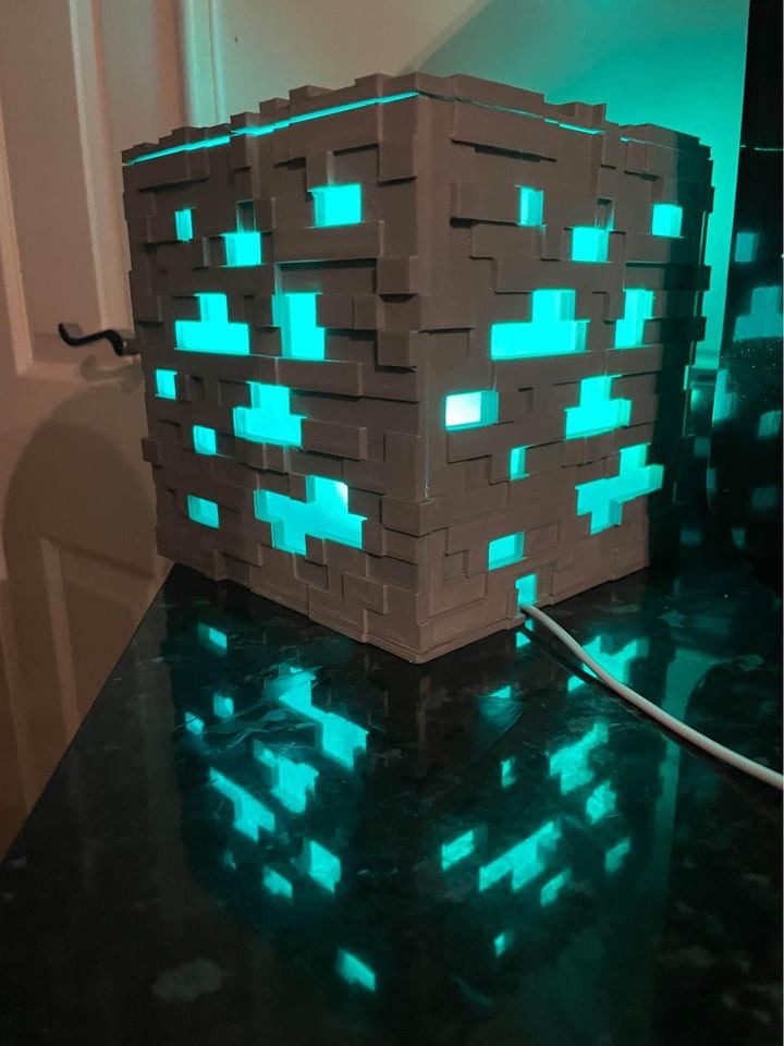 3D Printed Minecraft Inspired Block Lamp 15cm X 15cm Colour Changing ...