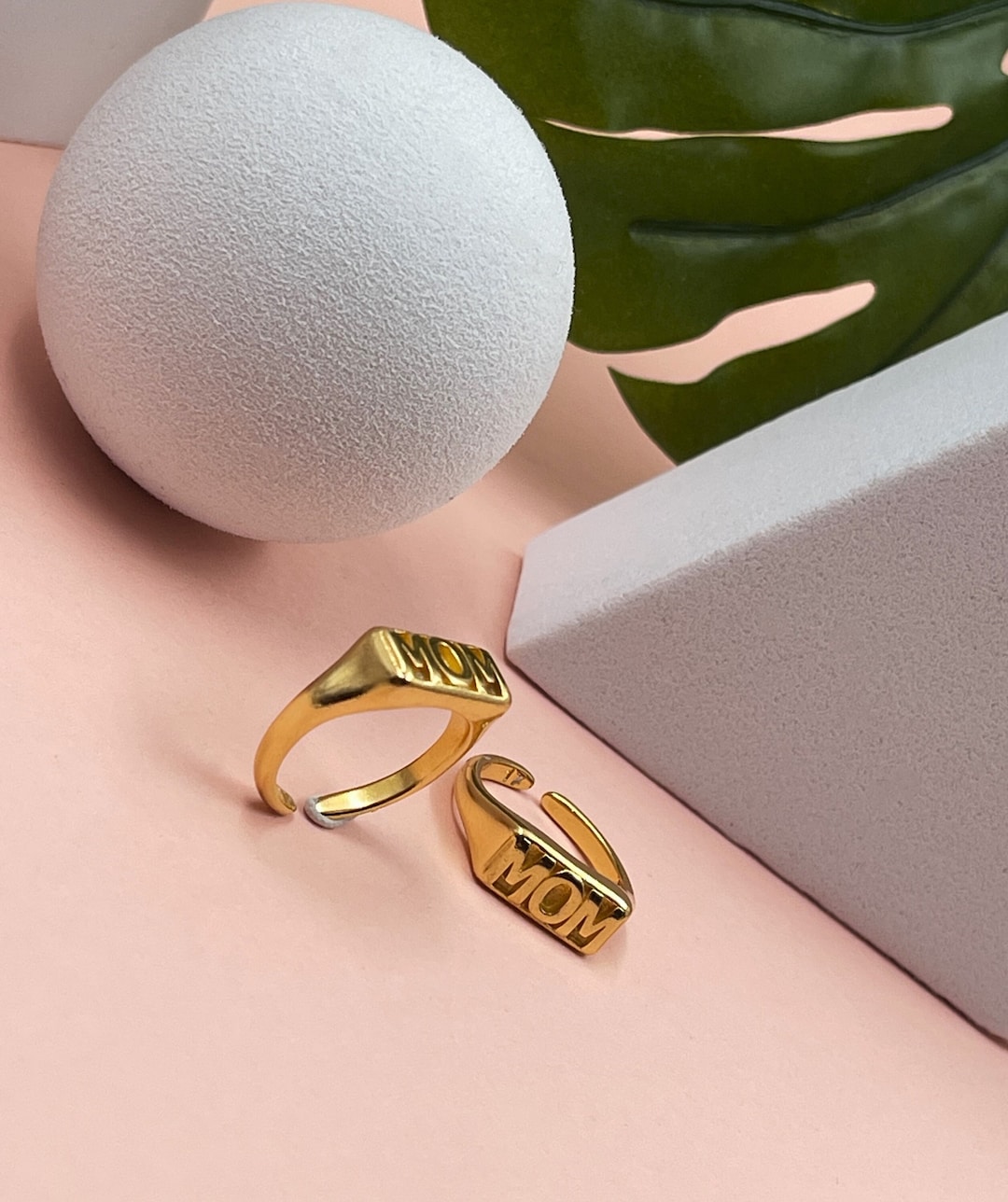 Signet Mom Ring• Golden MOM Ring• Shiny Mothers Ring• Geometric Open ...