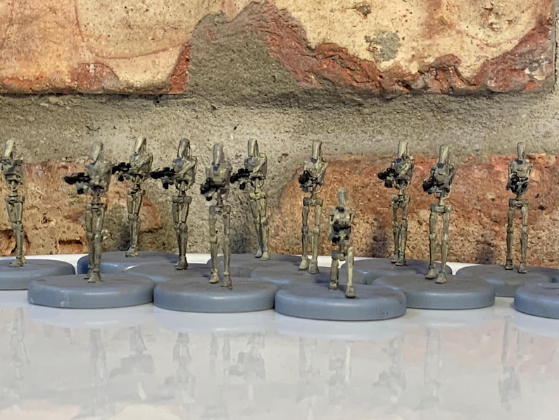 Mini-figures Scaled for Tabletop Strategy Games. B-1 Droids Battle ...