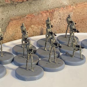 Mini-figures Scaled for Tabletop Strategy Games. B-1 Droids Battle ...