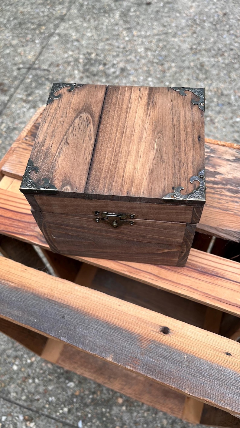 Small Barn Wood Box With Clasp, Hinges, Decorative Corners, Non-scratch ...