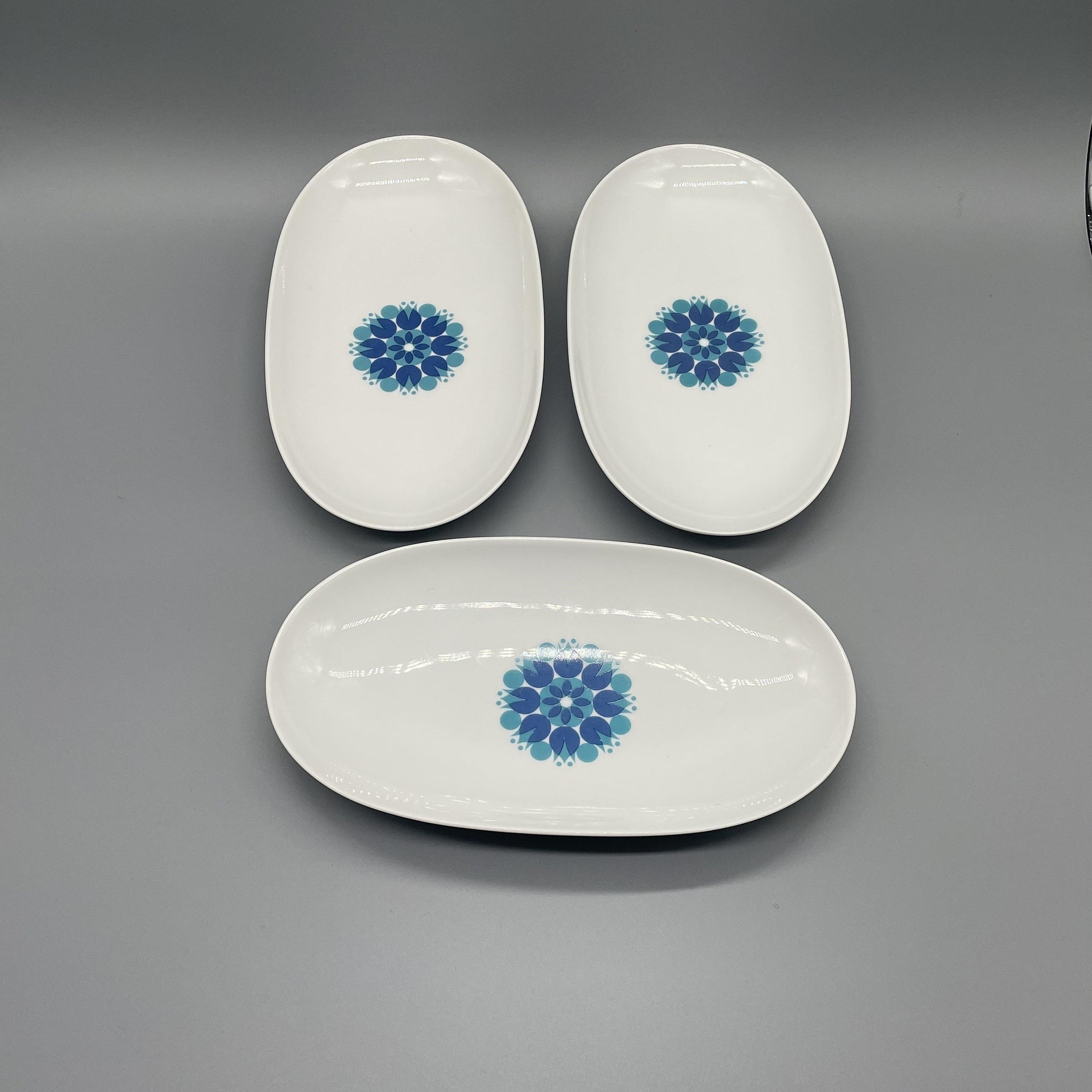 Vintage Minimalist Plates W Blue Pinwheel Pattern, Thomas Germany 1970 ...