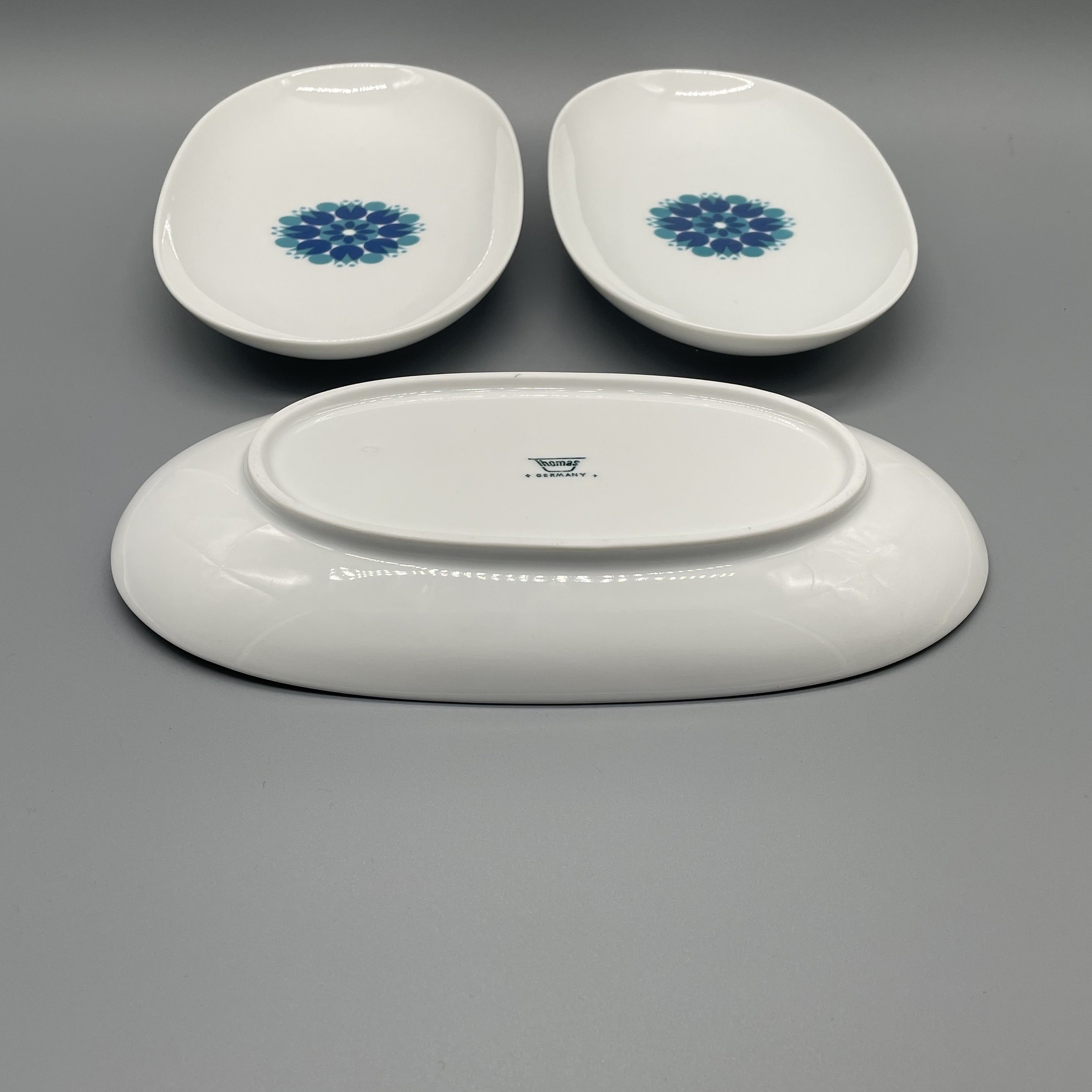 Vintage Minimalist Plates W Blue Pinwheel Pattern, Thomas Germany 1970 ...