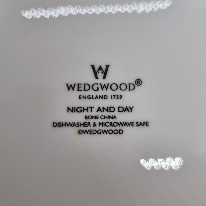 Wedgwood Vera Wang "night and Day" Dinner Plate (101) - Etsy