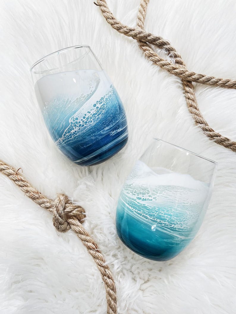 Ombre Blue Beach Waves Wine Glass - Resin Wine Glass - Ocean Waves ...