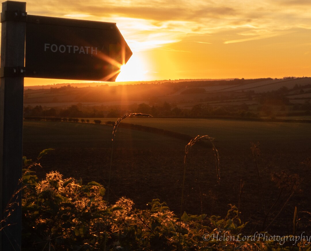 Footpath Sign Digital Image Instant Download - Etsy