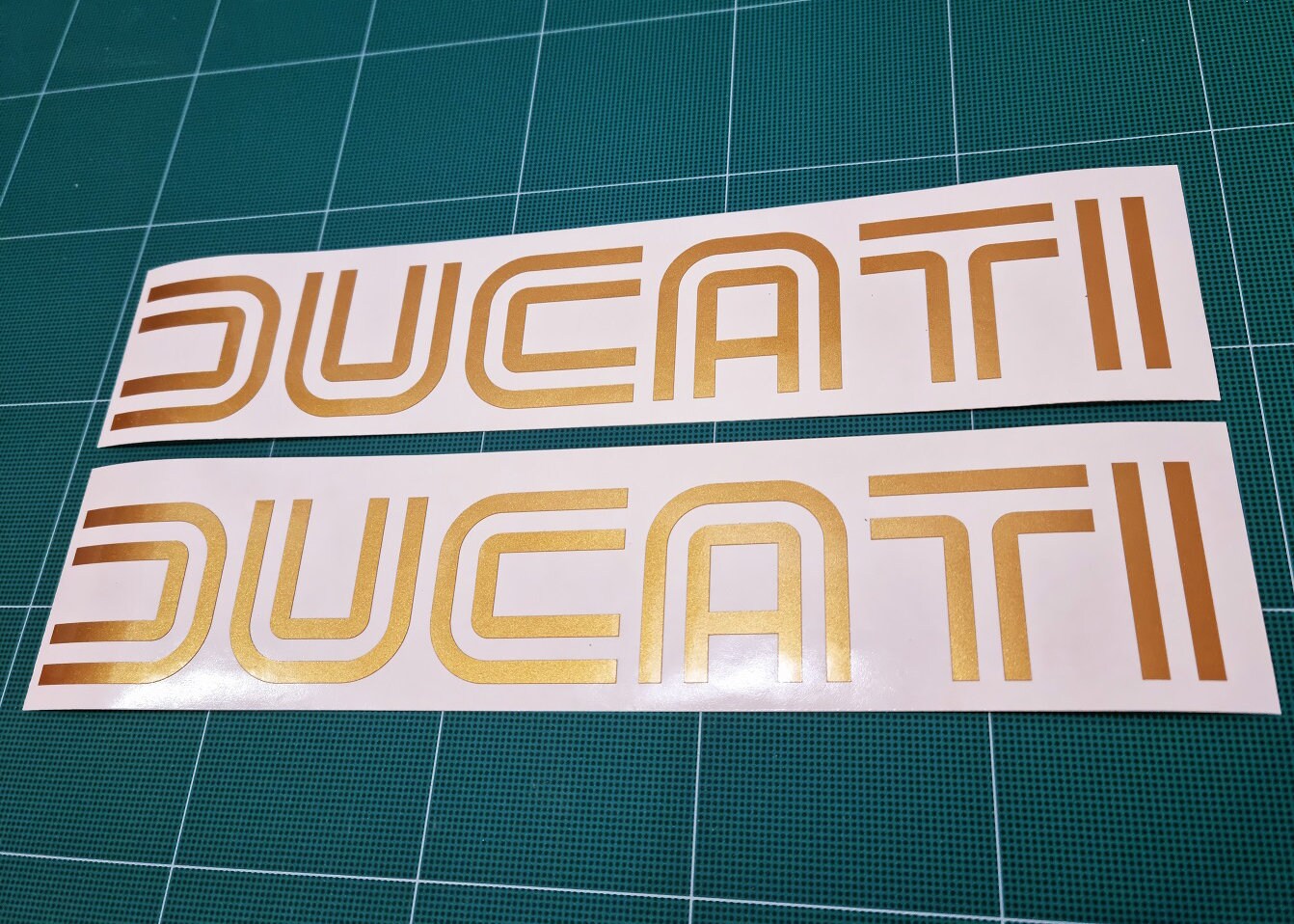 Set of 2 Ducati Decals, Vinyl Decals, Gas Tank Decal, Ducati Cast Vinyl 751 - Etsy