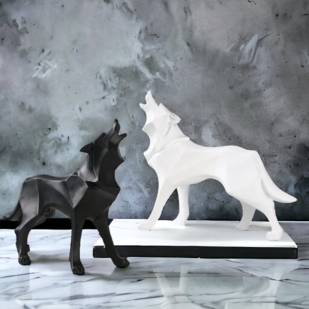 Abstract Geometric Alpha Wolf Statue Home Office Decor Resin Animal ...