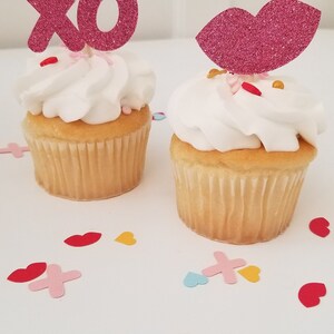 Hugs and Kisses Cupcake Toppers - Etsy