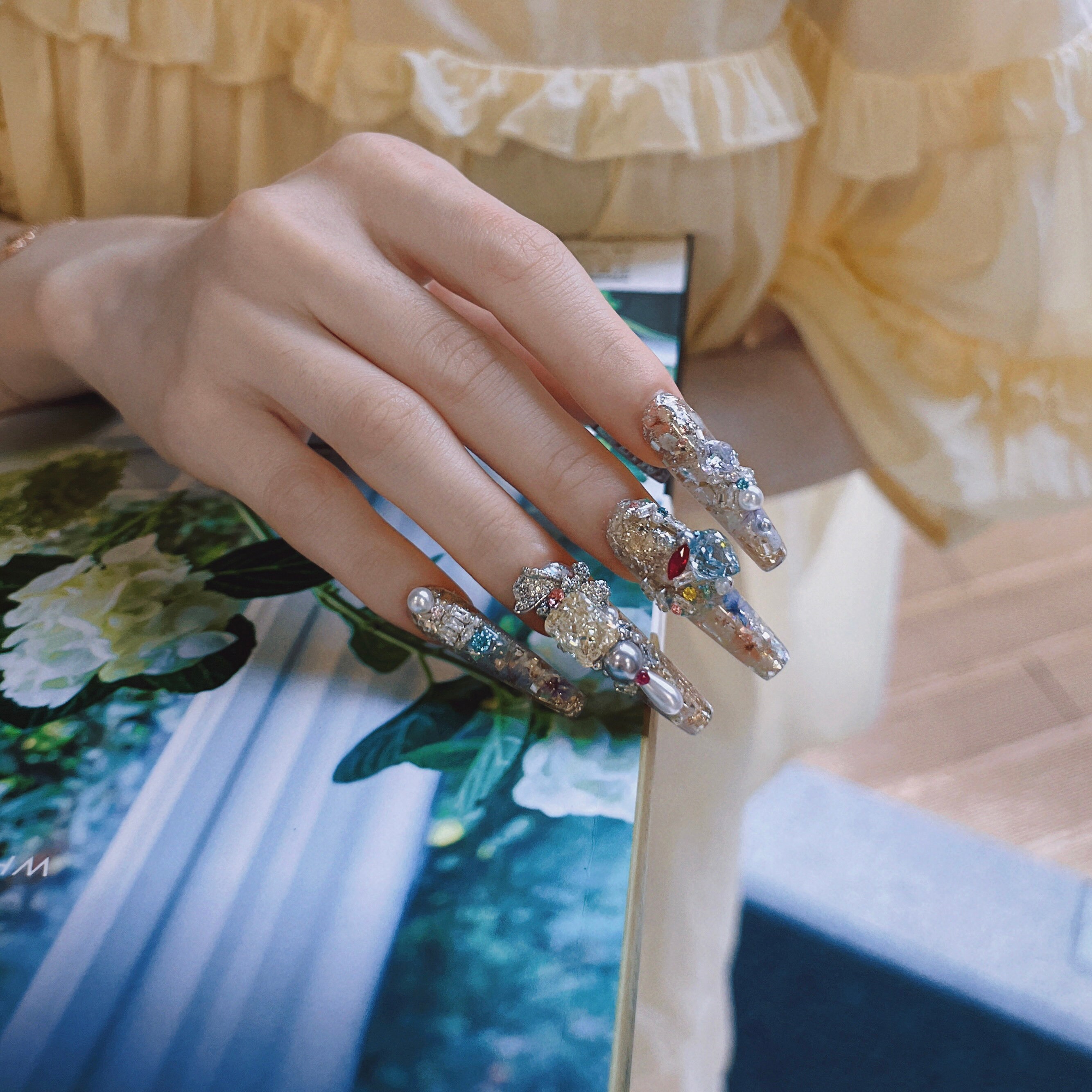 Swarovski Nail Art, Cardi B Nails Swarovski Crystal Press on Nails ...