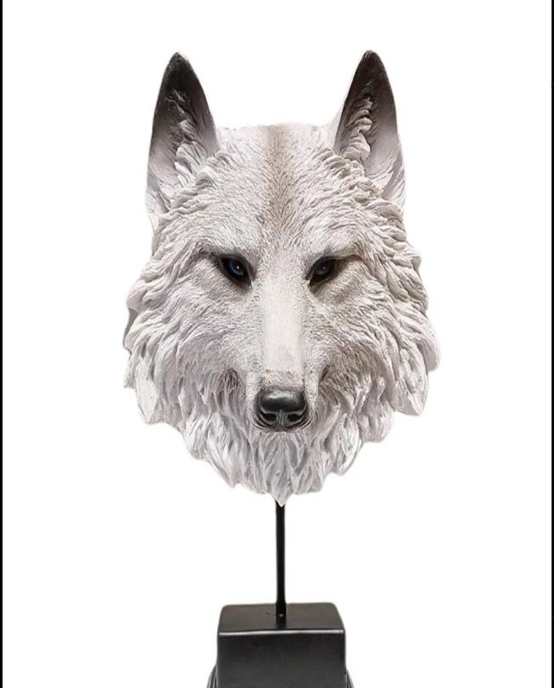 Decorative Wolf Head Bust Unique Living Room Collectible Figurine ...