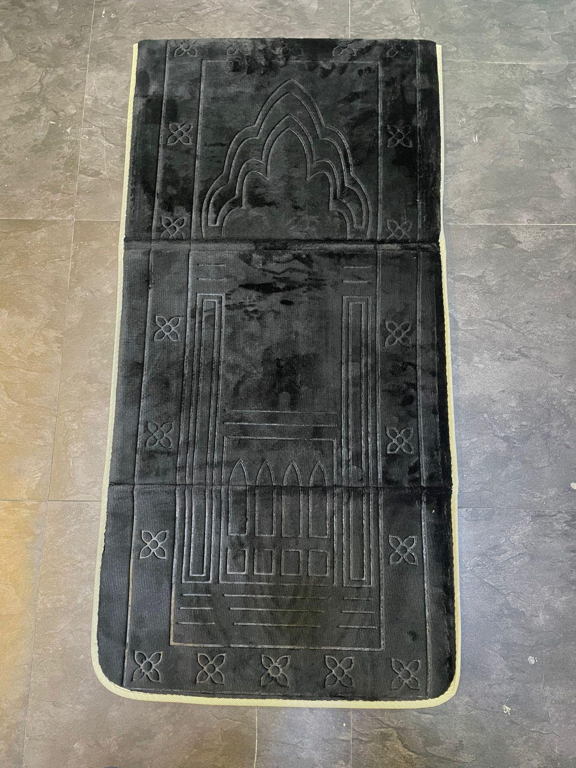 Foldable Prayer Mat With Back Support for Umrah, Hajj, Jumah, Ramadan ...