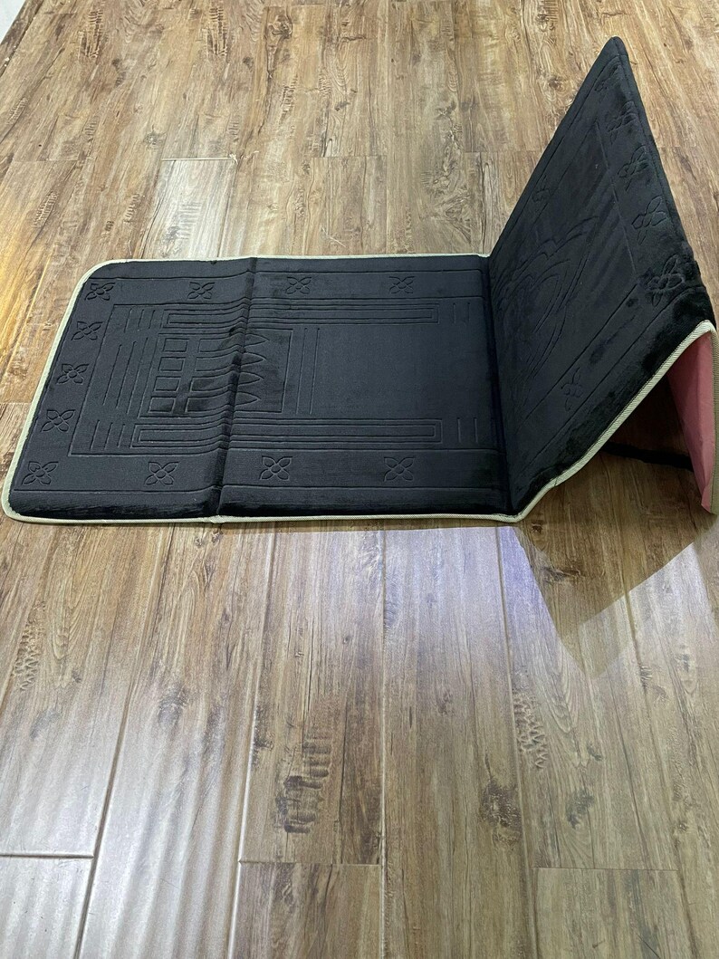 Foldable Prayer Mat With Back Support for Umrah, Hajj, Jumah, Ramadan ...