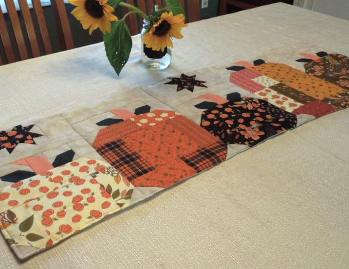 New Handmade Quilted Table Runner, Fall Table Decor, Pumpkin Table ...