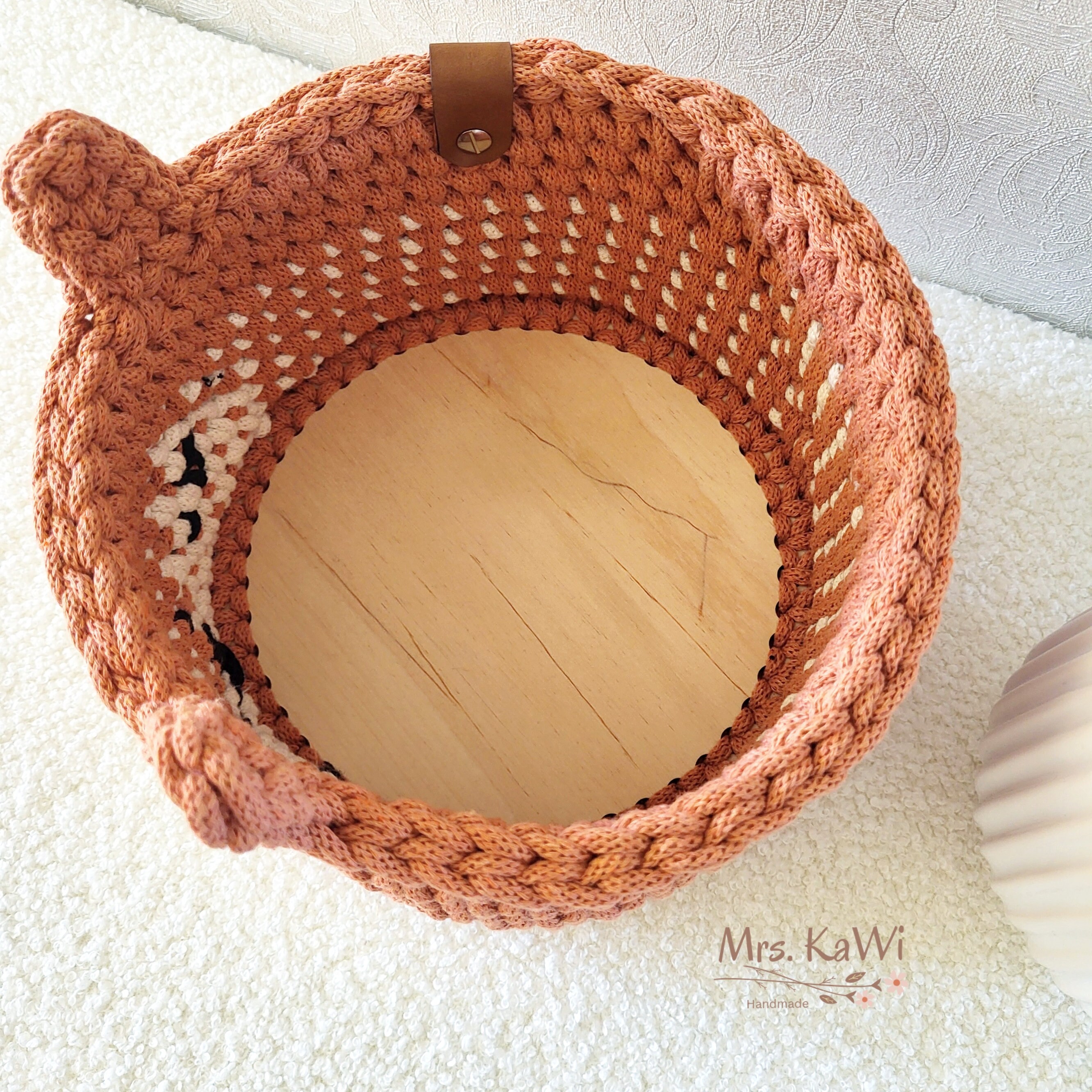 Crochet Pattern for a Fox Basket With a Wooden Bottom | Crochet a ...