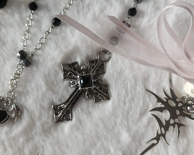 Rosary "incubus" Gothic Alternative Cross Vampire Succubus Pendant Long ...
