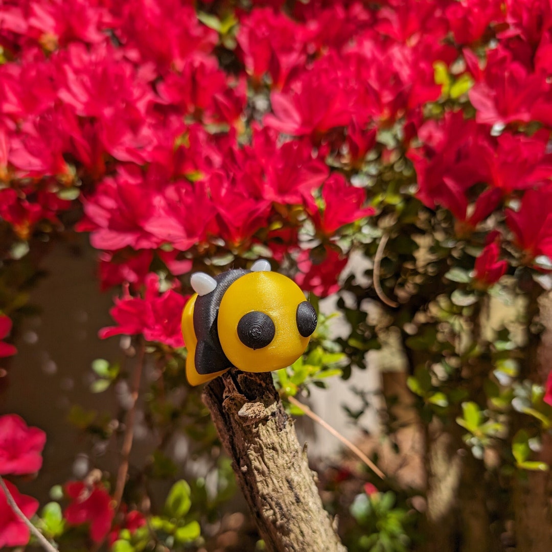 Baby Bumble Bee, 3D Printed Articulated Flexible Fidget Toy Sensory Pet ...
