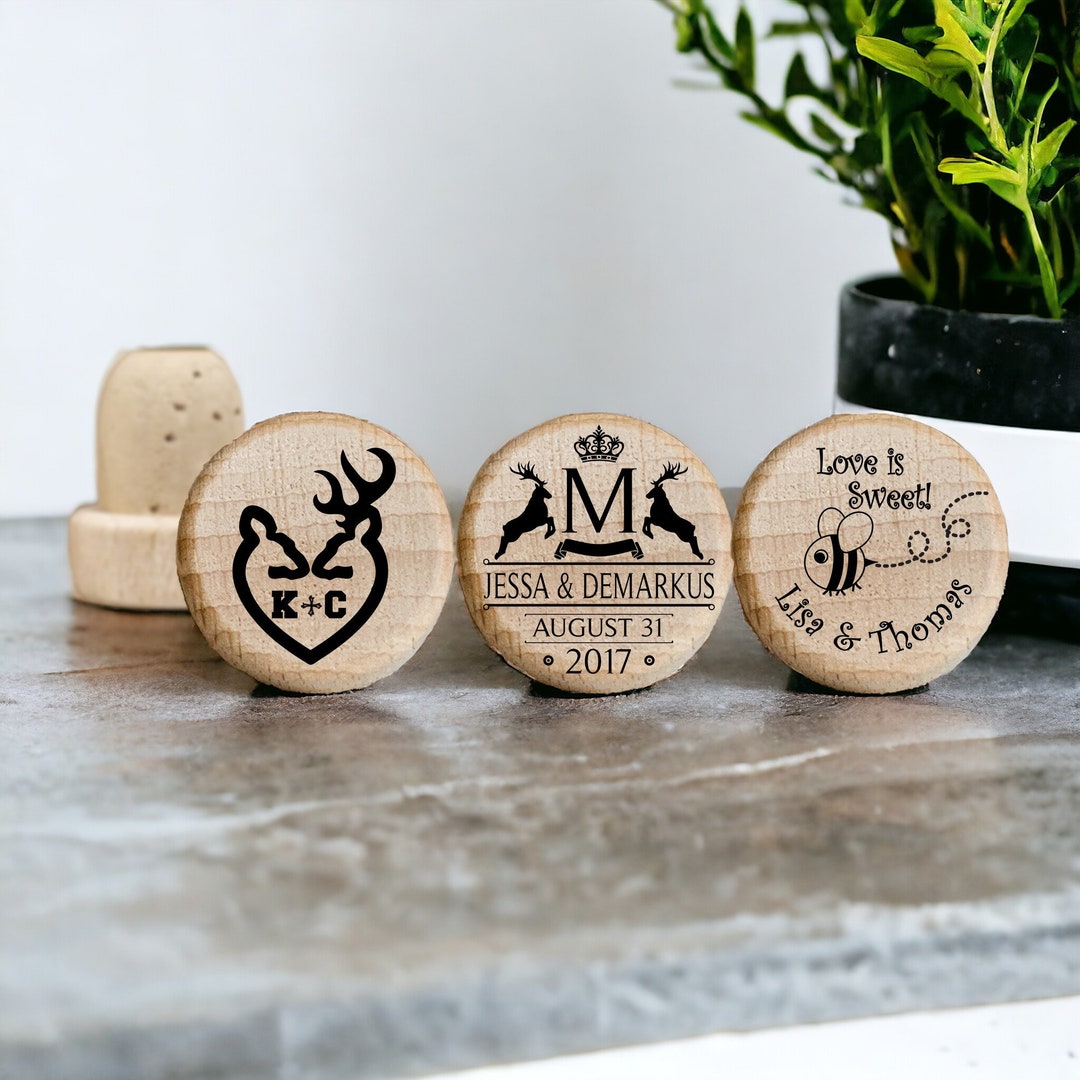 Personalized Wine Stoppers & Nature Engraved Custom Wedding Gifts ...