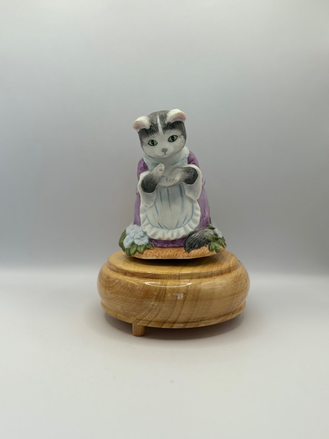 Vintage Cat Beatrix Potter Collection Musical Collectibles Plays Lara's ...