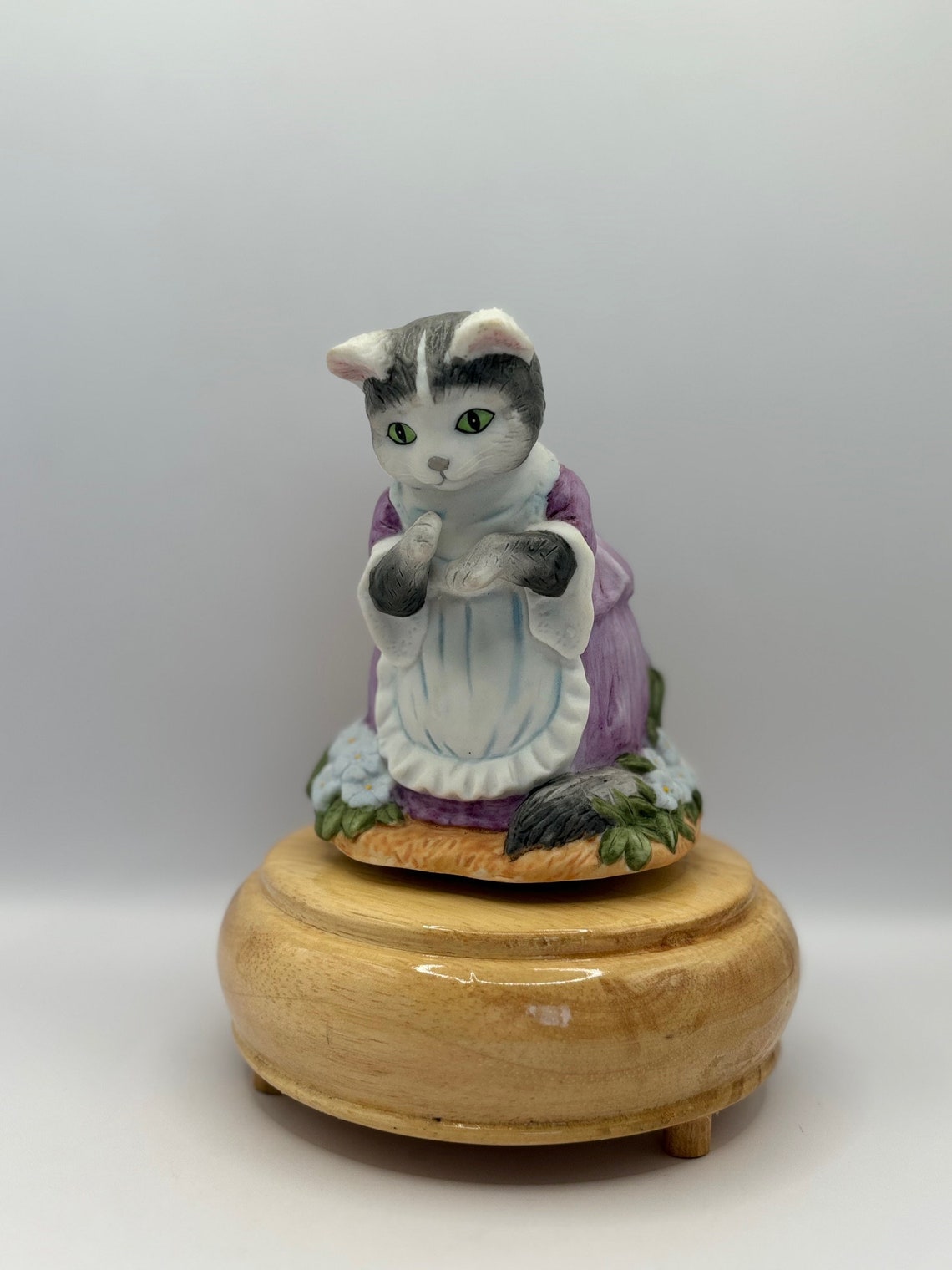Vintage Cat Beatrix Potter Collection Musical Collectibles Plays Lara's ...