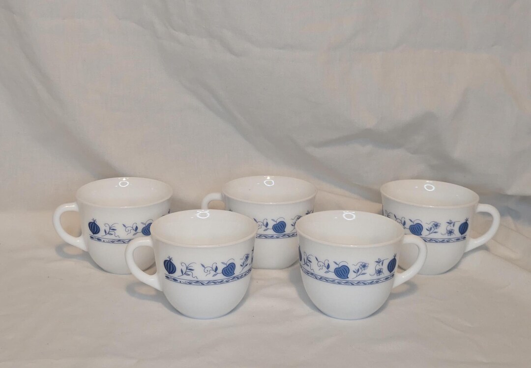 Bormioli Rocco Harmonia White and Blue Onion Tea Cup - Etsy