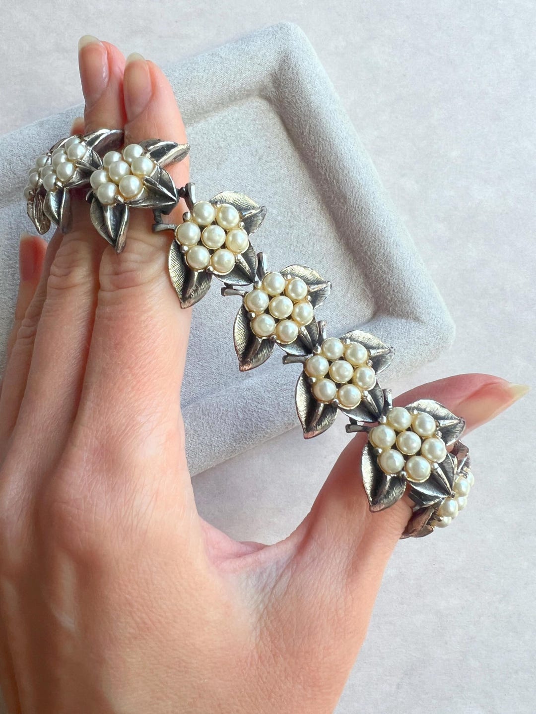 TORTOLANI Vintage Dark Silver Metal and Faux Pearls Linked Bracelet ...