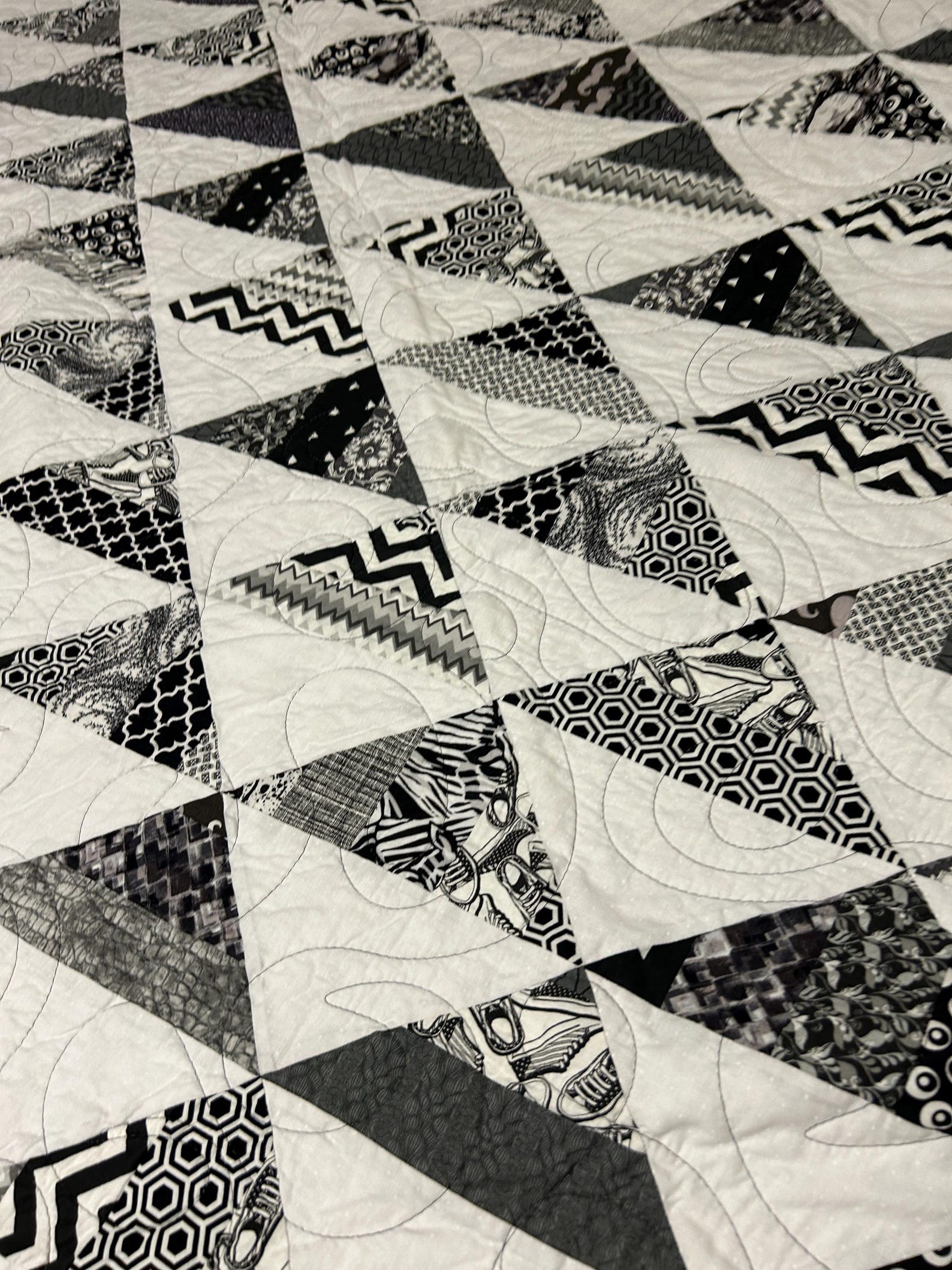 Black and White Half Square Triangle Quilt - Etsy