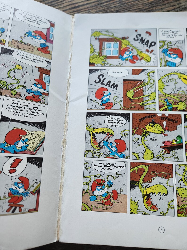 1980 the Smurfs and the Howlibird - Etsy