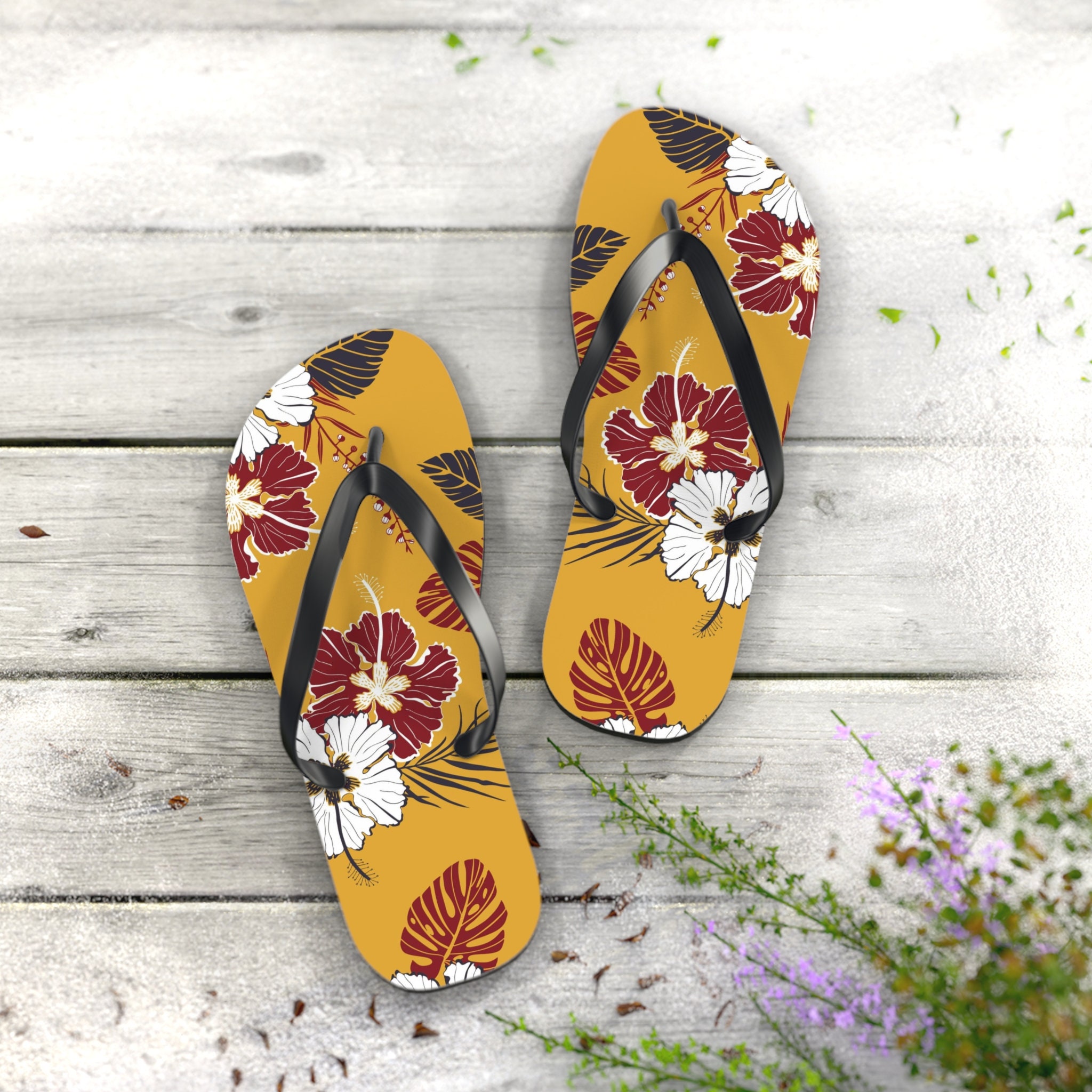 Summer Flip Flops, Slip on Shoes, Beach Shoes, Hawaiian Slippers ...