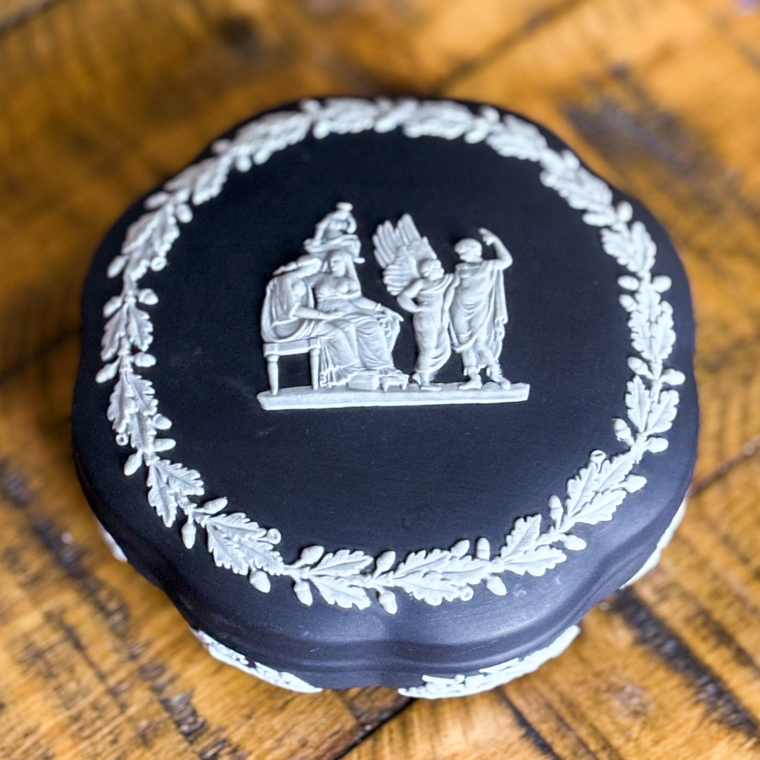 Wedgwood Black Rare Color Jasperware Basalt Jewelry Box With Lid ...