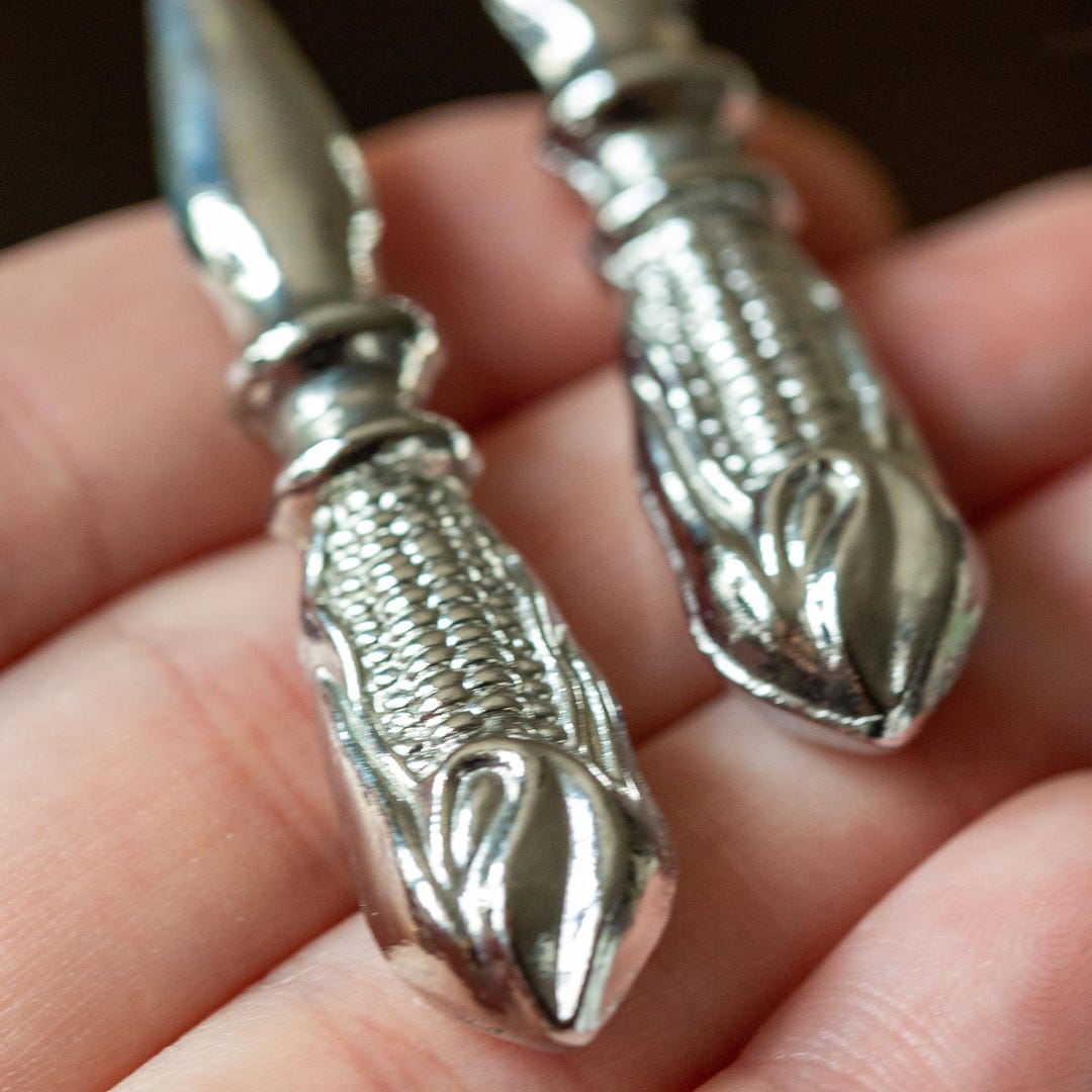 Set of 8 Vintage Metal Corn on the Cob Holders Silver Toned With Anti ...