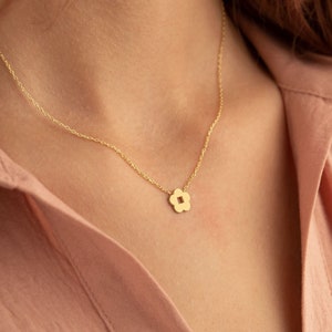 14K Solid Gold Minimalist Daisy Necklace - Real Gold Dainty Daisy ...