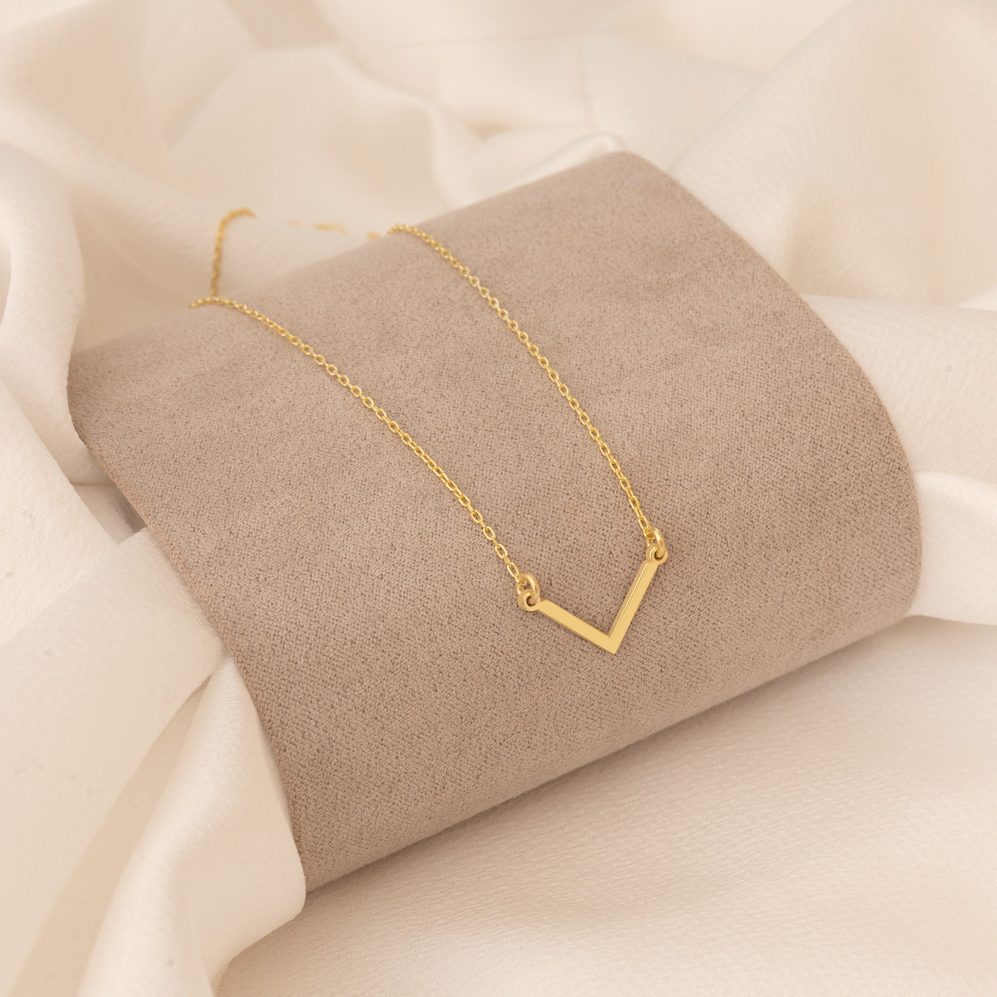 14K Solid Gold V Necklace 14K Real Gold Chevron Pendant - Etsy