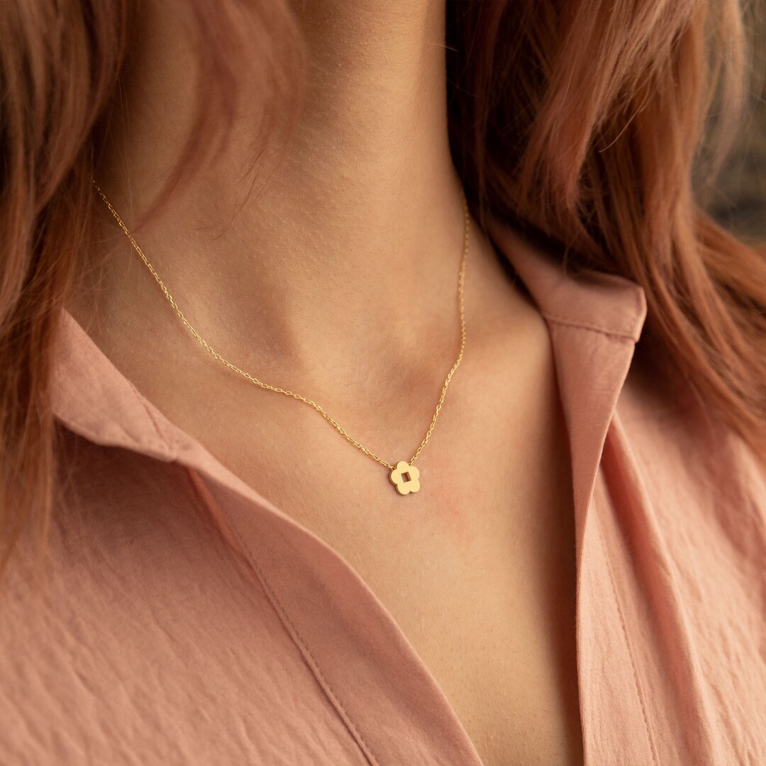 14K Solid Gold Minimalist Daisy Necklace - Real Gold Dainty Daisy ...