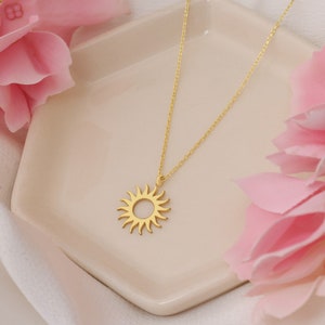 14K Solid Gold Sun Necklace - 14K Real Gold Sunburst Pendant - Gold ...