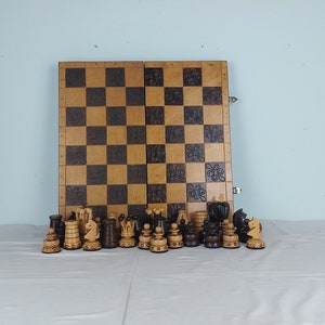 Beautiful Chess Set, Vintage Wooden Chess Set, Retro Chess Set, Gift ...