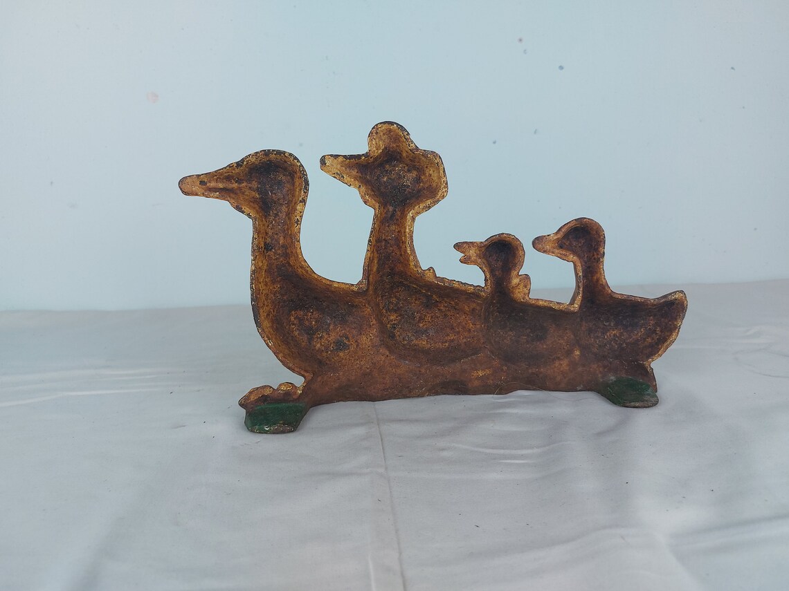 Doors Stopper, Ducks Family, Sculpture, Vintage, Retro, Rusty, Metal - Etsy