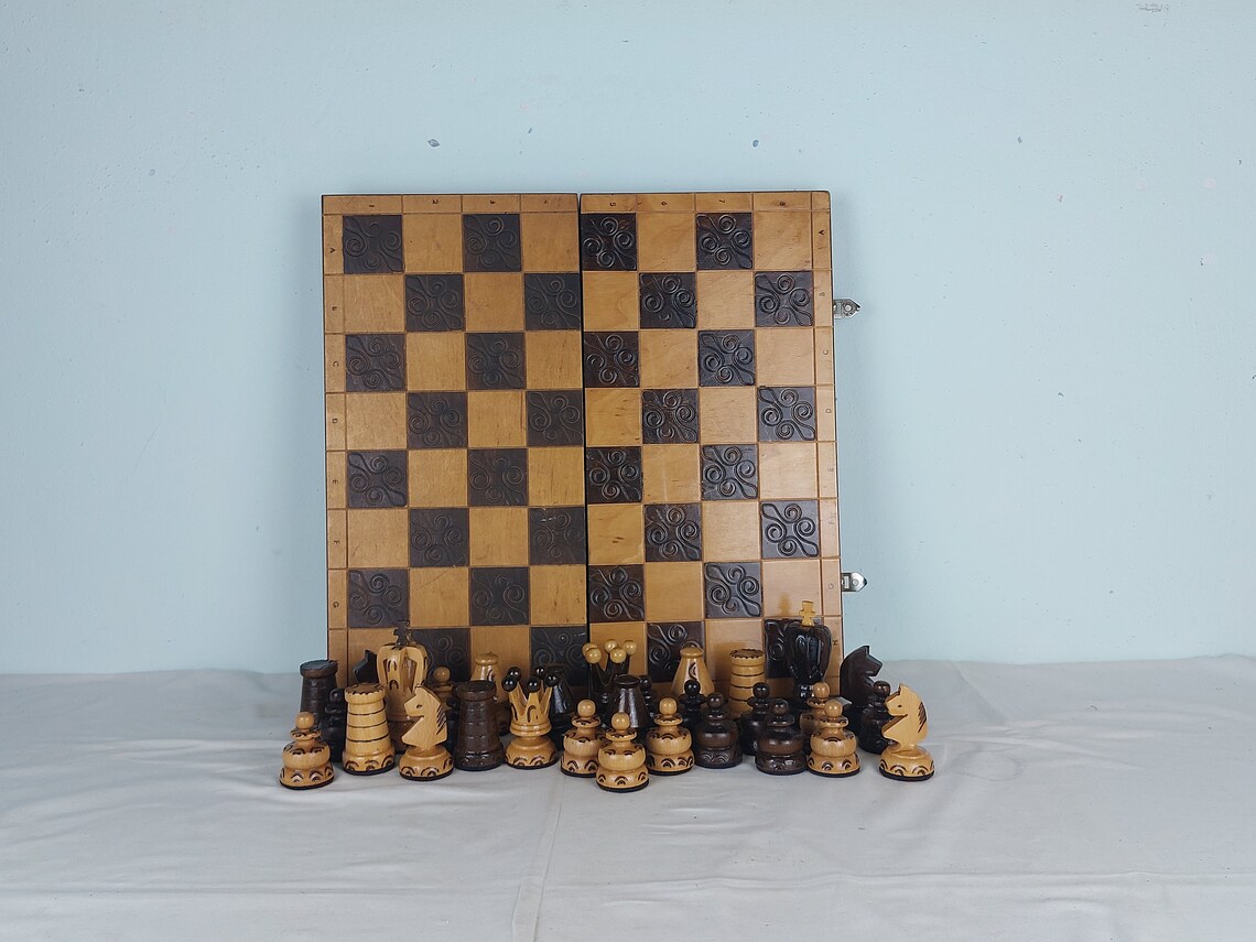 Beautiful Chess Set, Vintage Wooden Chess Set, Retro Chess Set, Gift ...