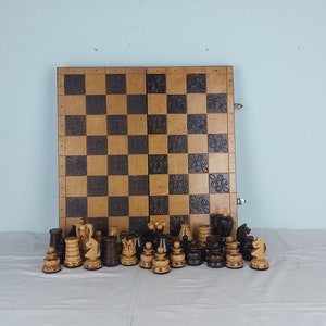 Beautiful Chess Set, Vintage Wooden Chess Set, Retro Chess Set, Gift ...
